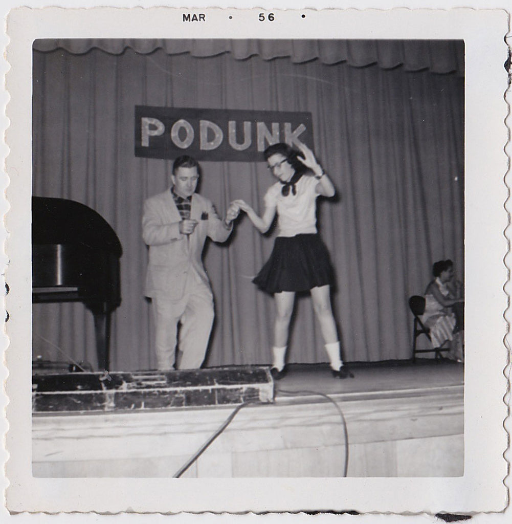 Podunk Talent Show – Homobilia